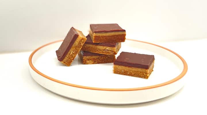 Vegan Gingerbread Slice Recipe with Caramel and Chocolate-Orange ...
